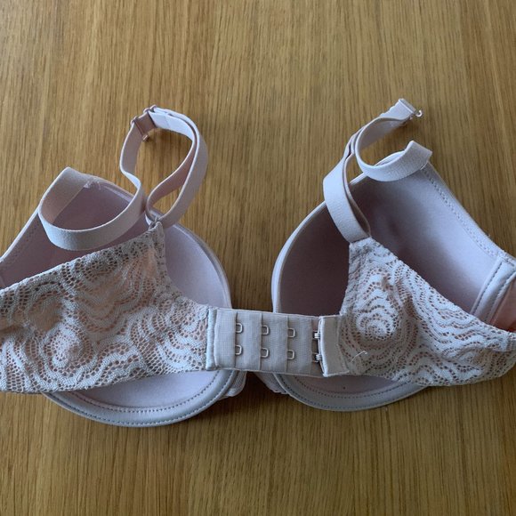 Chantelle | Intimates & Sleepwear | Chantelle C Jolie Memory Foam Bra ...